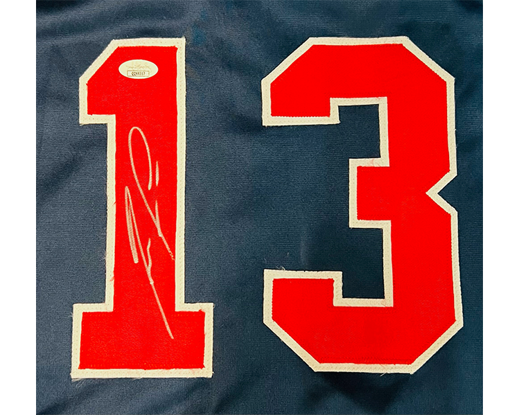 Autographed & Verified Sports Memorabilia at Golden Autographs